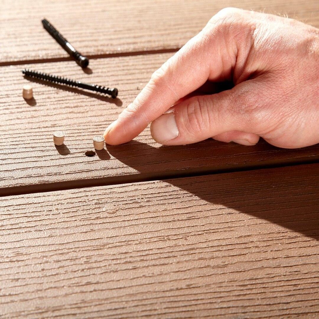 Choosing between Cortex Plug and Clip System for a deck project | Almar